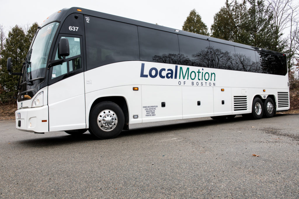 Deluxe Motor Coach (55 Passenger)