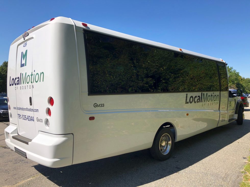 Mini-Coach Bus (23-26 Passenger)